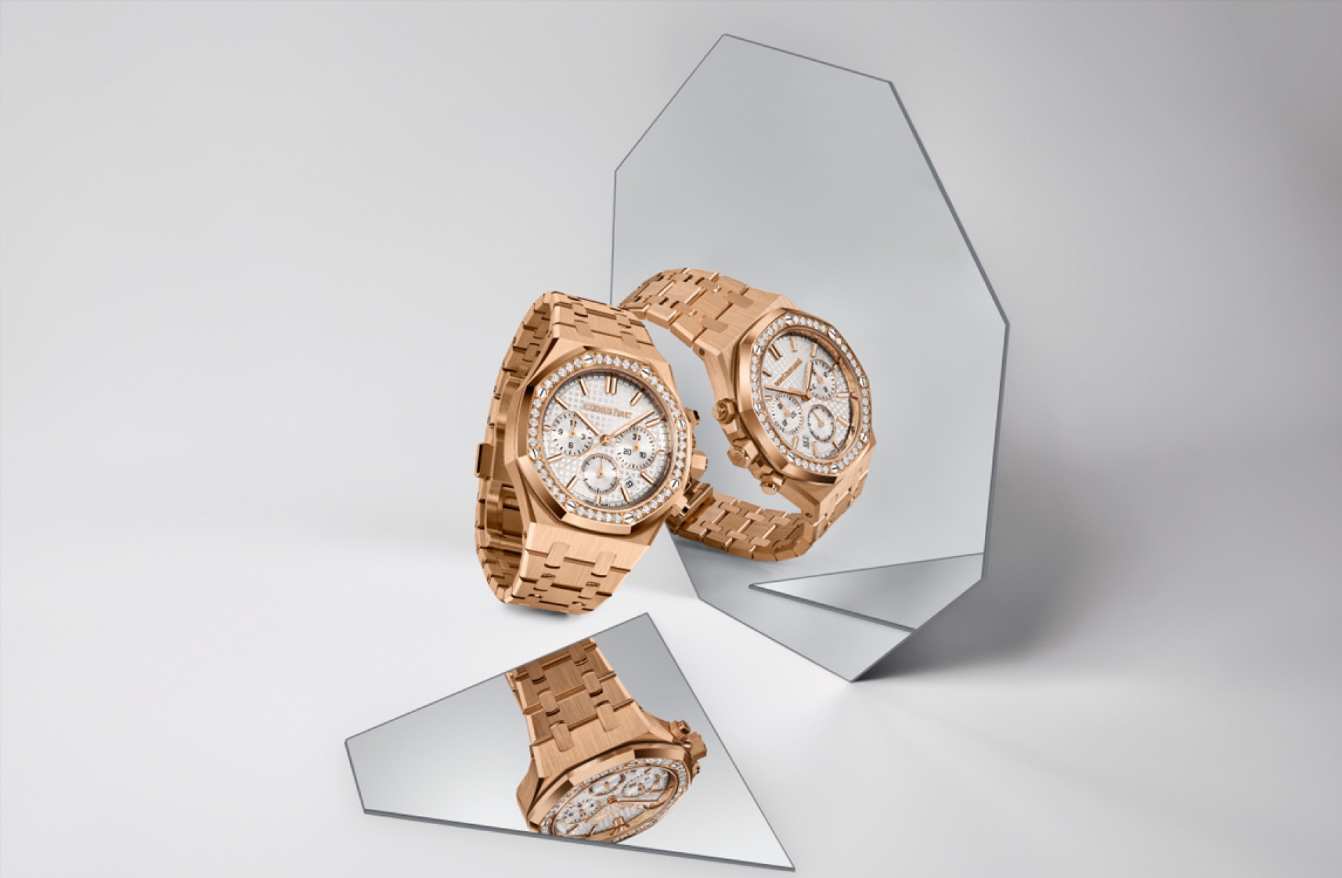 Royal Oak - 26715OR.ZZ.1356OR.01 - Audemars Piguet