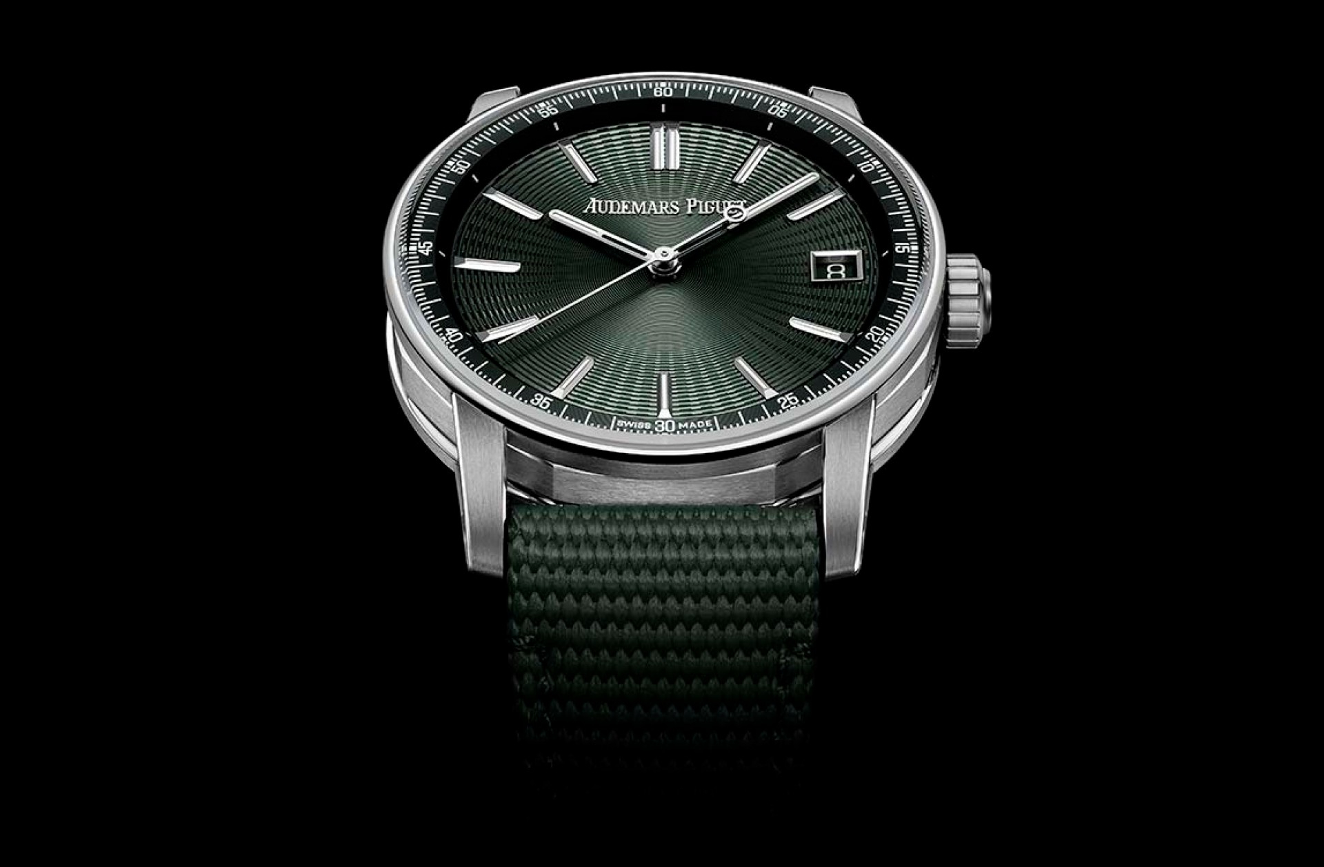 爱彼CODE 11.59系列腕表推出精钢材质表款