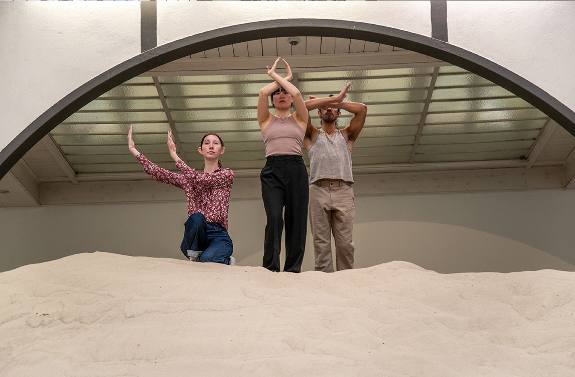 Alexandra Pirici: "Attune"