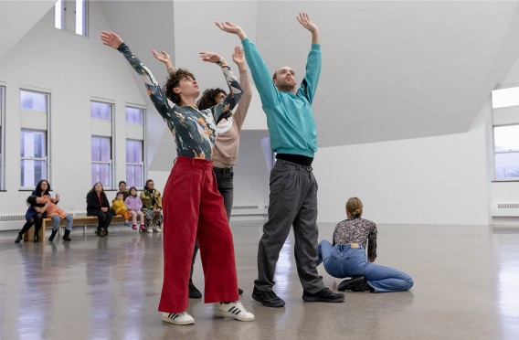 Alexandra Pirici: "Encyclopedia of Relations" presented at the ...