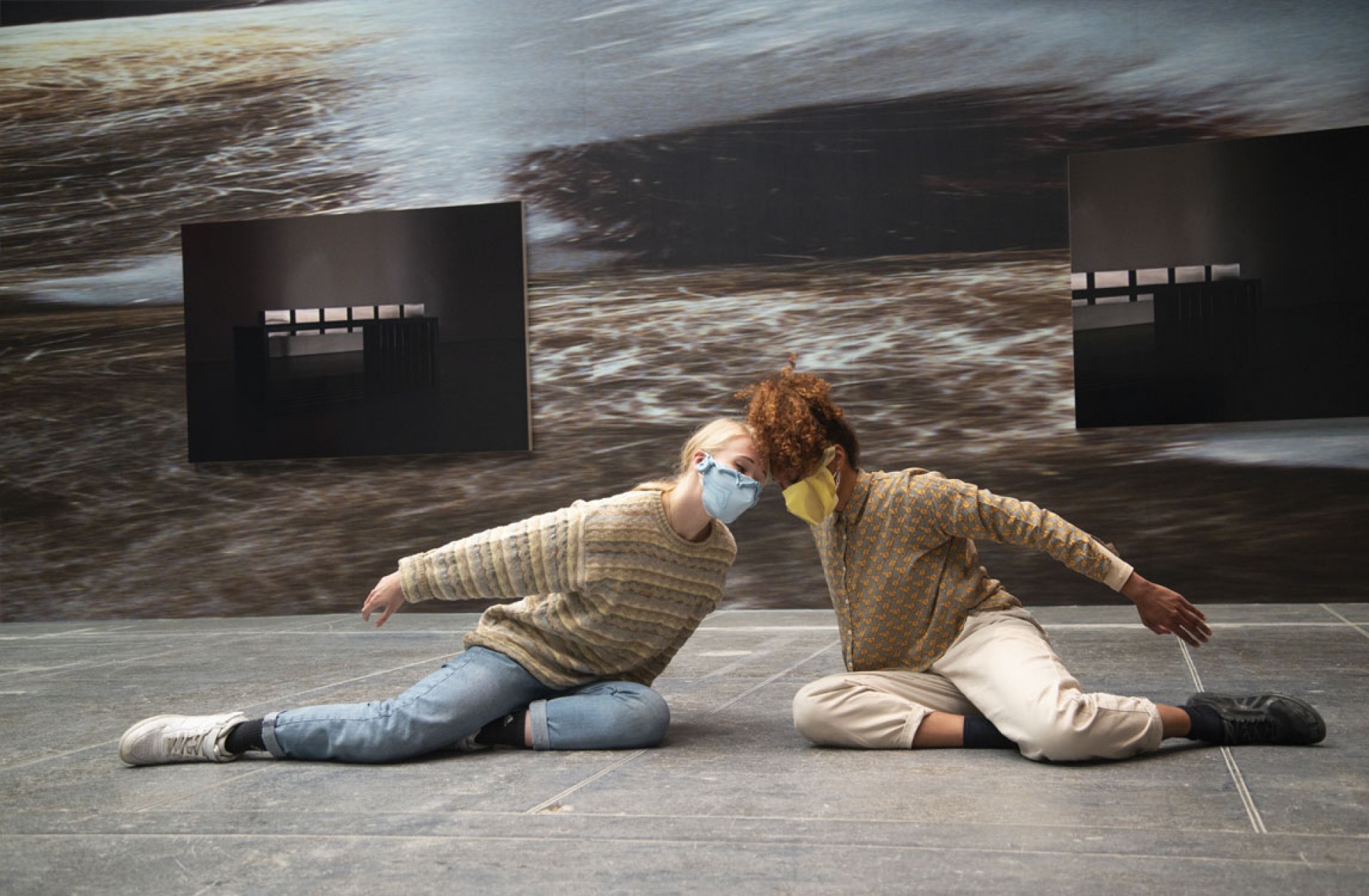 Alexandra Pirici: Encyclopedia of Relations